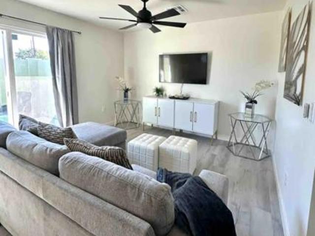 3114 N 68th St #4, Scottsdale, AZ 85251