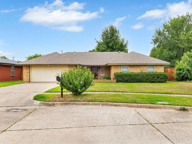 3114 N Wheeler Cirs, Bethany, OK 73008