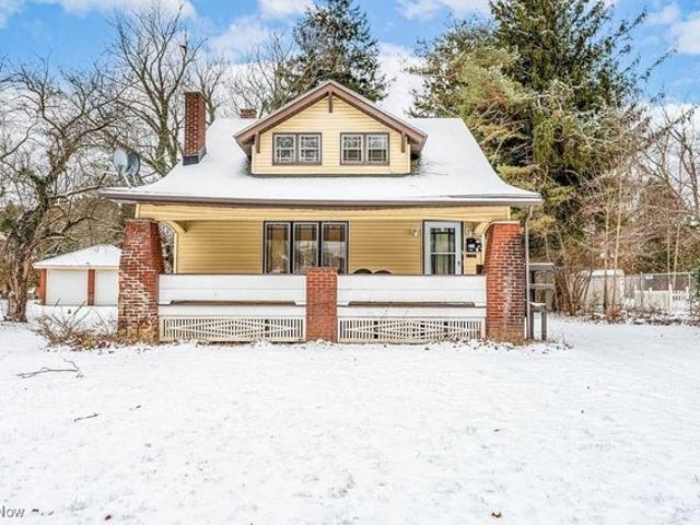 3114 Neosho Rd, Youngstown, OH 44511