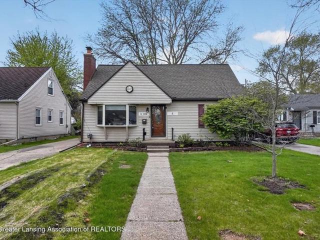 3114 Alden Dr, Lansing, MI 48910