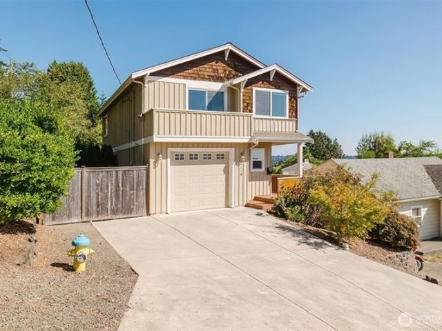 3114 Coontz St, Bremerton, WA 98312
