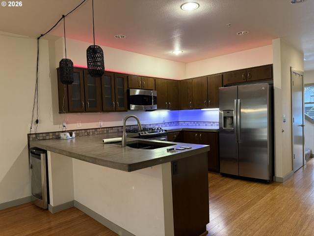 3114 sw dolph ct