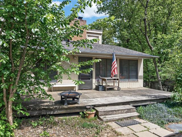 3114X Brooks Lane