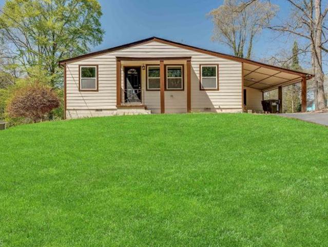 3115 McKenzie Dr, Atlanta, GA 30344