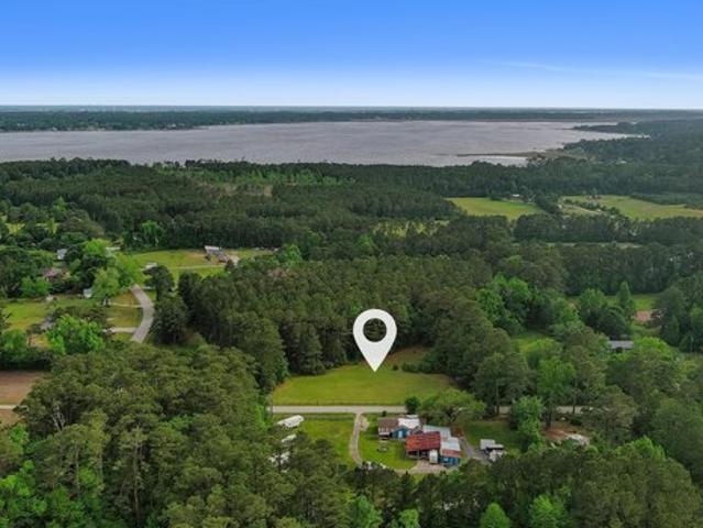 3115 Mill Creek Rd, Newport, NC 28570
