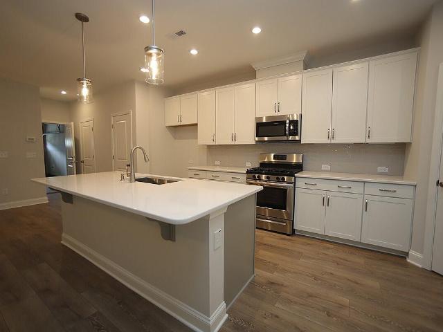 3115 Dunnock Drive