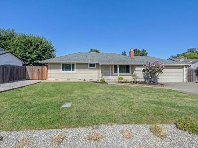 3115 Garfield Ave, Carmichael, CA 95608