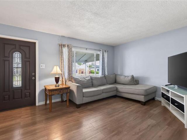 3115 Hornsea RD