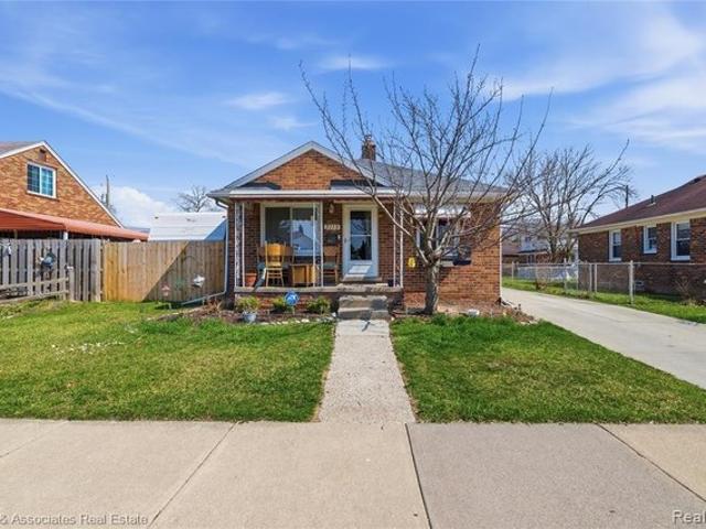 3115 Wilson Ave, Lincoln Park, MI 48146