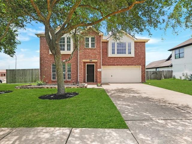 3116 Meadow Bay Dr, Dickinson, TX 77539