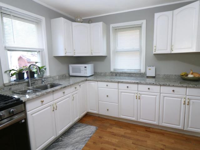 3116 Cedar Terrace