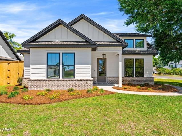 3116 Kings Dr, Panama City, FL 32405