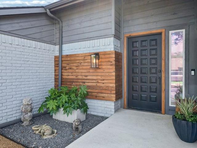 3116 Kingsbridge Dr, Plano, TX 75075