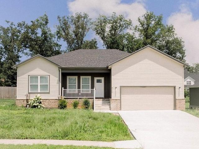 3116 Rawhide Dr, Bowling Green, KY 42101