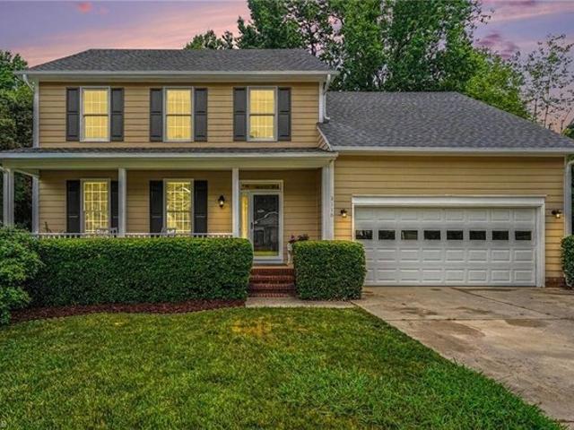 3116 Southampton Dr, Jamestown, NC 27282