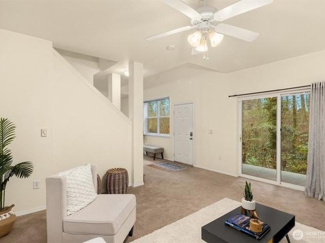 3116 th St SW Apt 2007, Lynnwood, WA 98087