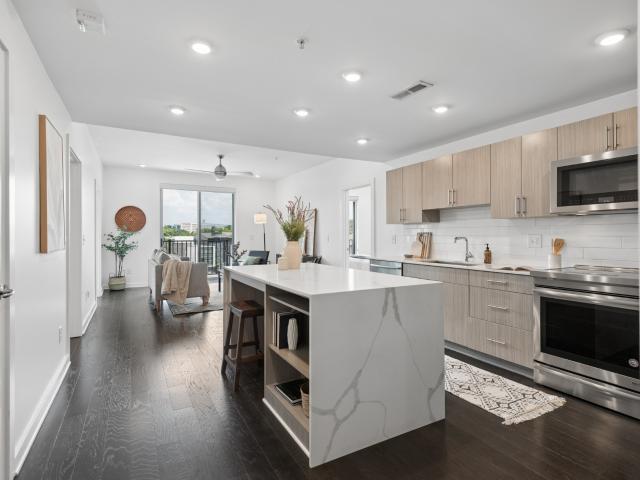3116 W End Cir # 205