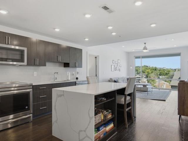 3116 W End Cir Apt 201, Nashville, TN 37203