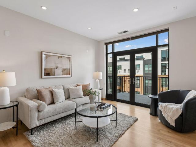 3116 W Lake Street # 423