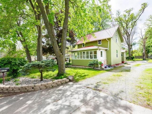 3117 Burr Oak Ave, Elkhart, IN 46517