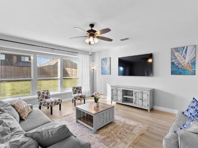 3117 Brookhill Ln, Mesquite, TX 75181 | MLS #21231 | Compass