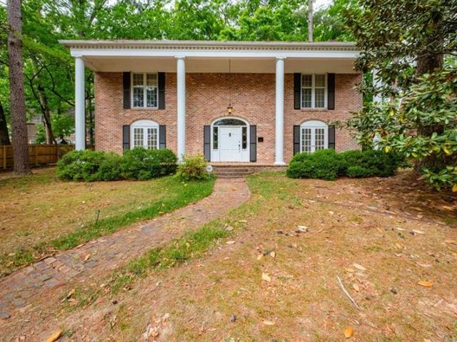 3118 Foxcroft Rd, Little Rock, AR 72227