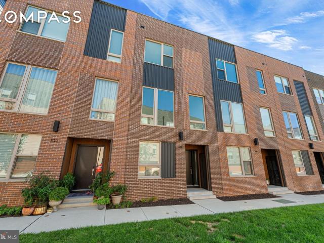 3118 Pierview Ln, Philadelphia, PA