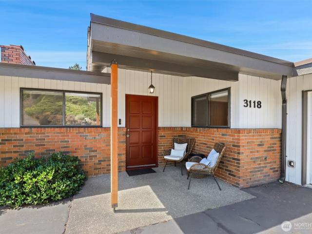3118 Sylvan Drive W