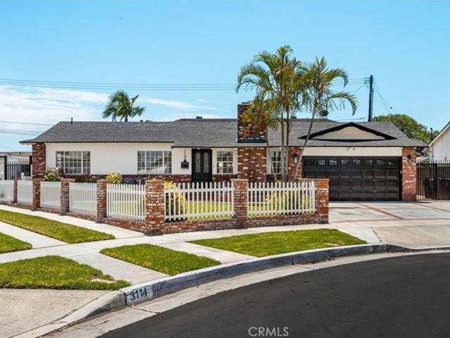 3118 W Aliso Pl, Anaheim, CA 92804