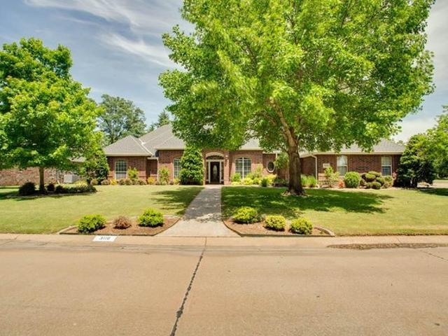 3118 Willow Lake Ln, Enid, OK 73703