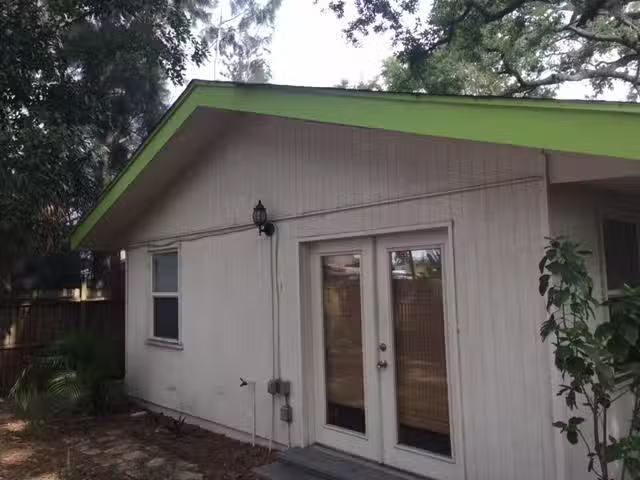 31190912 1205 17th Ave W
