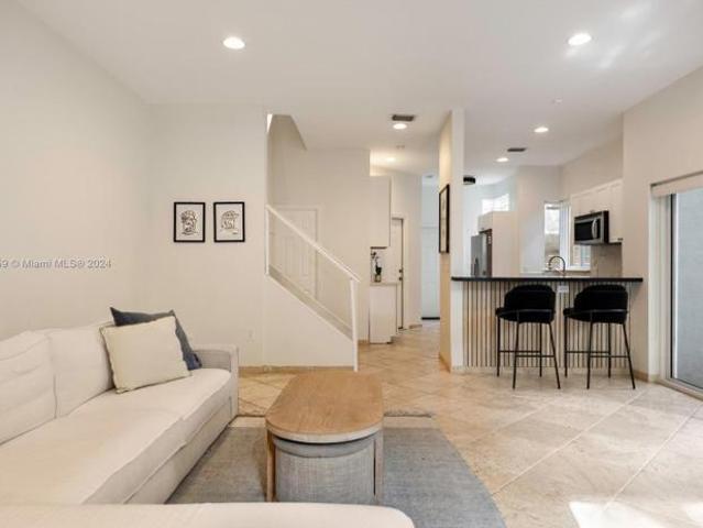 3119 Mary St #5, Miami, FL 33133