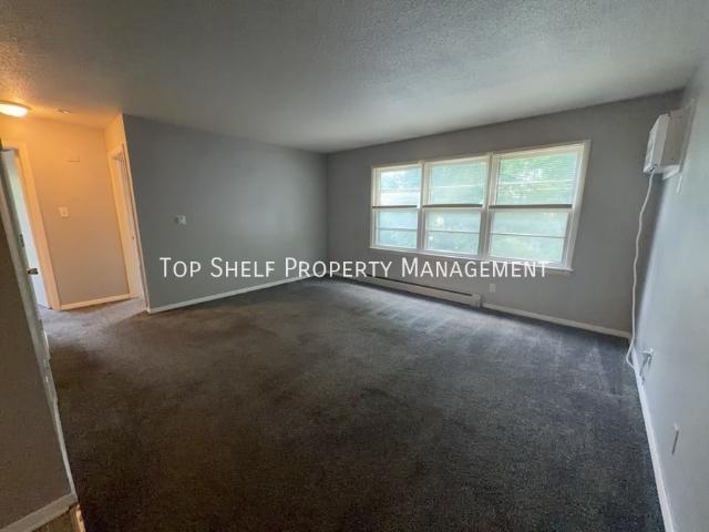 3119 Grand Ave, 2 beds, 1 full bath