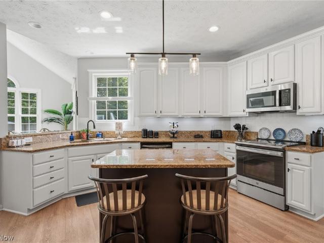3119 Laura Lane