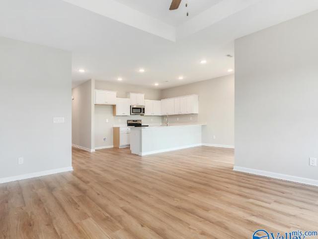 3119 Sonya Drive NW