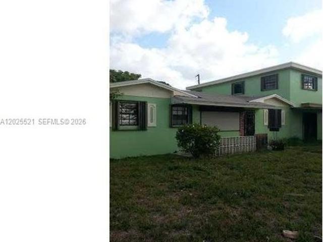 3110 NW 213th St, Miami Gardens, FL 33056