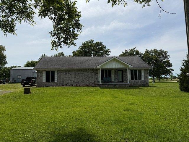3110 N 3rd St, Chetopa, KS 67336