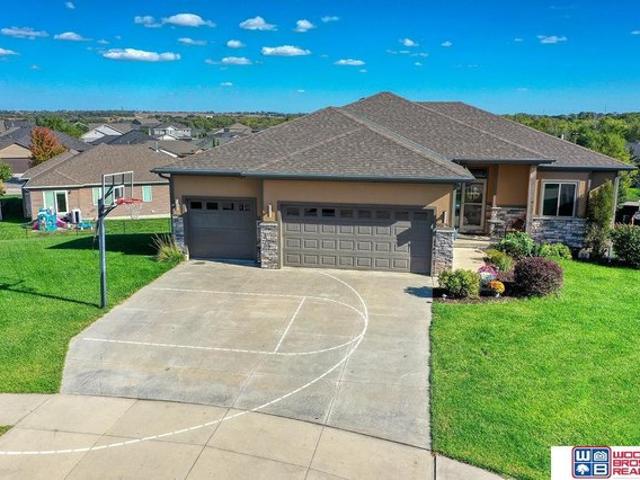 3110 N 91st Ct, Lincoln, NE 68507