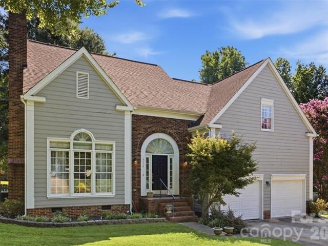 3110 Ivy Creek Rd, Gastonia, NC 28056
