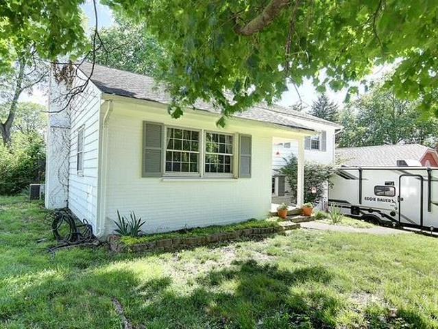 3110 Poinciana Road
