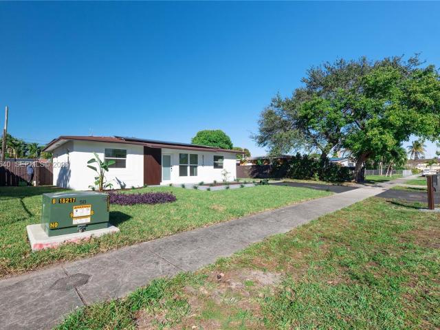 3110 SW 34th Ave, West Park, FL 33023 | MLS #A11998