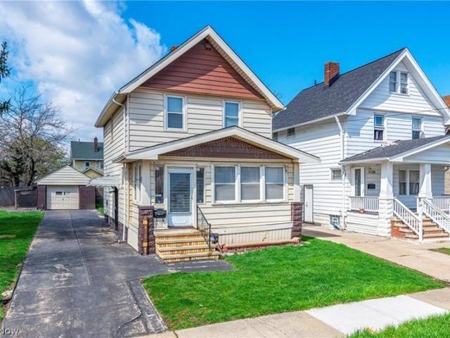 3110 W 111th St, Cleveland, OH 44111