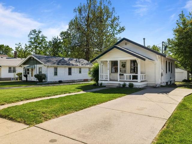 3110 56th St, Des Moines, IA 50310
