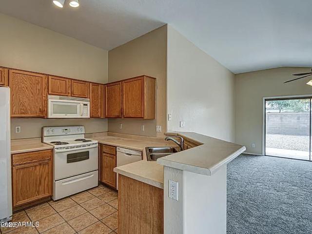 31111 N Claridge Circle