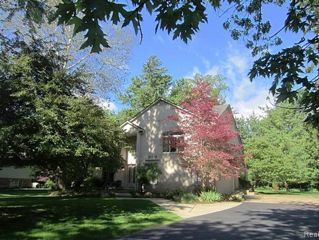 31115 Stafford St, Beverly Hills, MI 48025