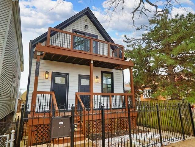 3111 N Oakley Avenue, 1, Chicago, IL 60618
