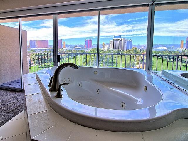 3111 Bel Air Drive 8E