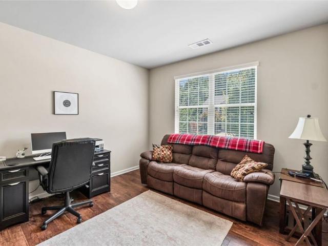 3111 Boxwood Crossing