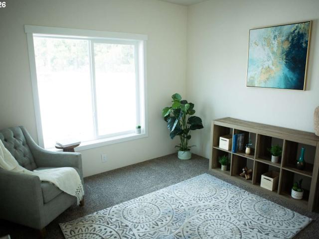 3111 e q ave # 4