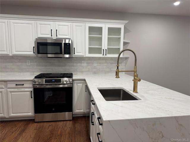 3111 Leeward Drive